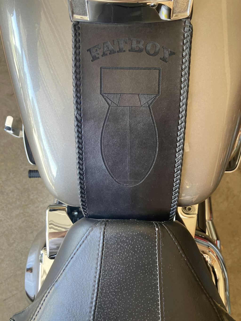 Custom Tank Bibs – Tagged "harley-davidson" – Three Mutts Custom Leather