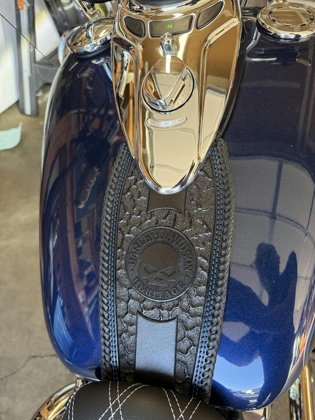 Custom Tank Bibs – Three Mutts Custom Leather