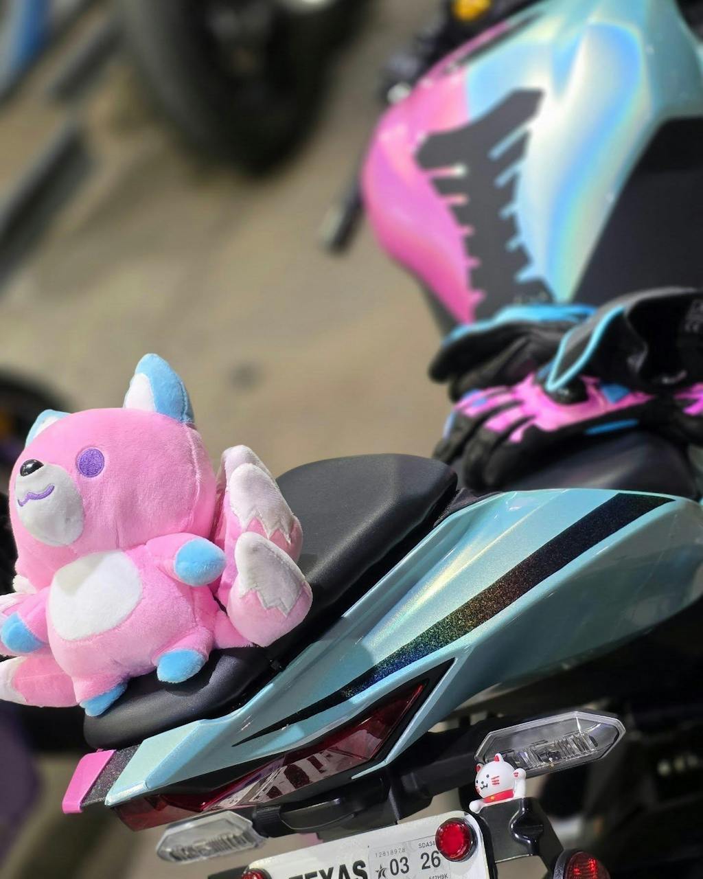 Gloss Laser Flip Black – tinybotvinyl