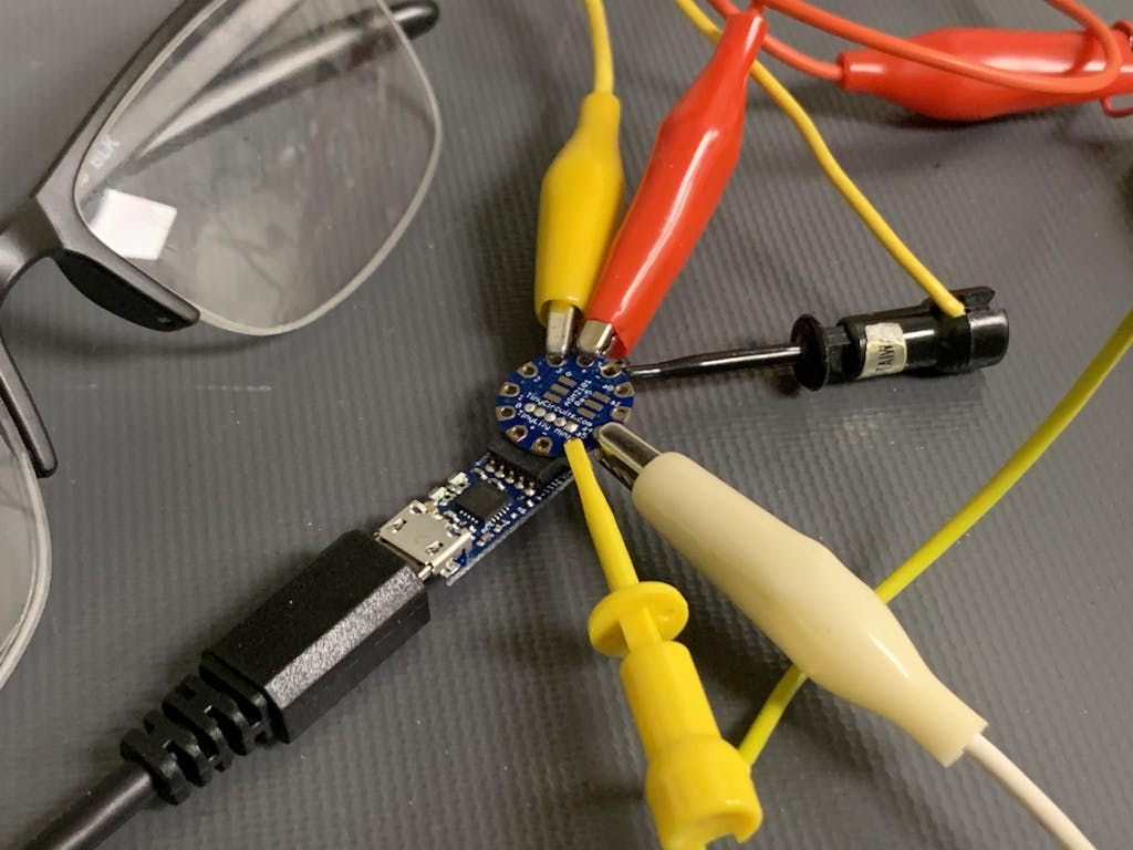 TinyLily Mini Basic Kit | TinyLily e-Textiles | TinyCircuits