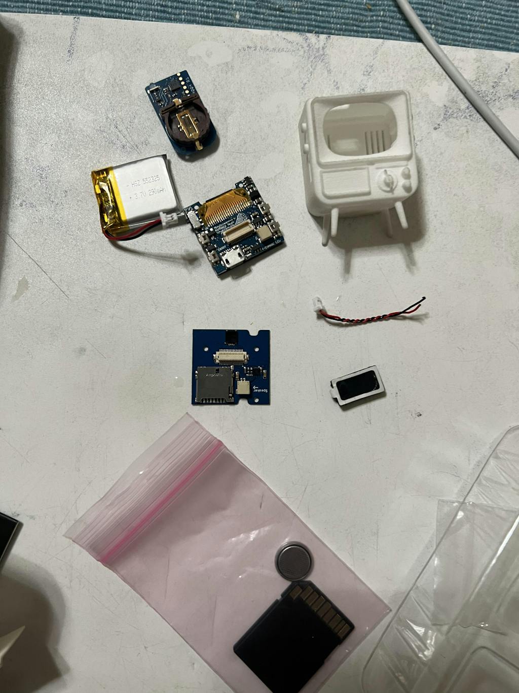 TinyTV DIY Kit | DIY Kits | TinyCircuits.com