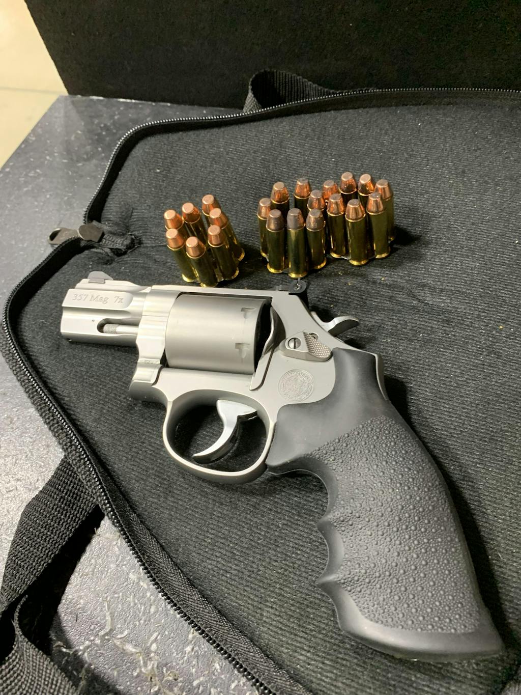 Hogue Universal Revolver Speedloader Pouch Holder – TK Custom Store