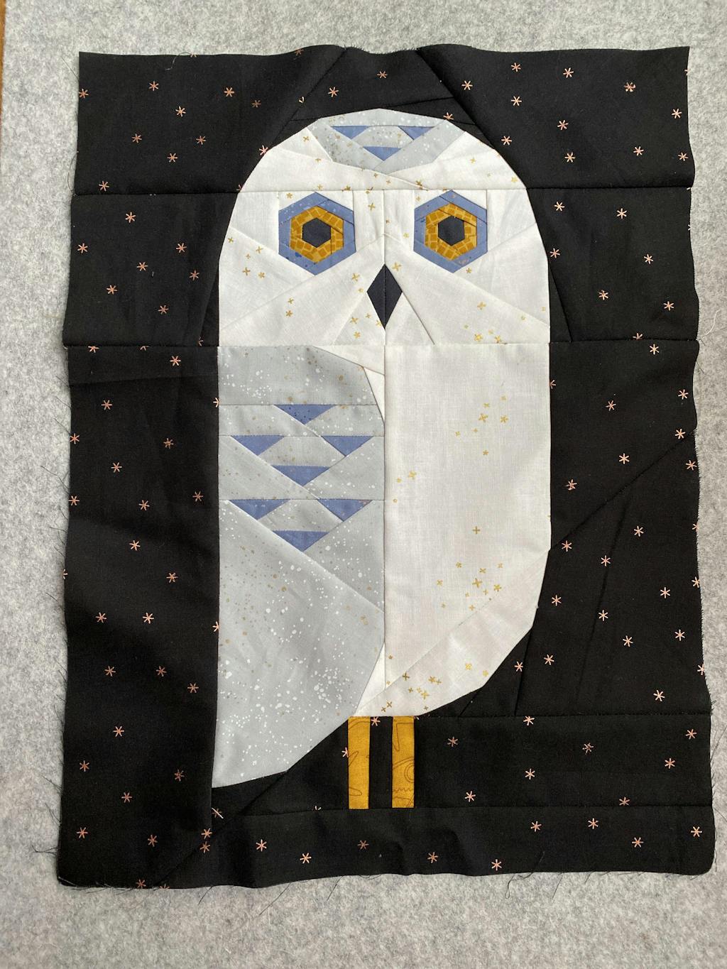 SNOWY OWL quilt block pattern – Tomte Studio
