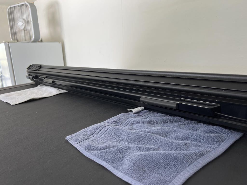 80338 - Revolver X4s - Fits 2021-2022 Ford F150 8' Bed - TonneauCovered.com