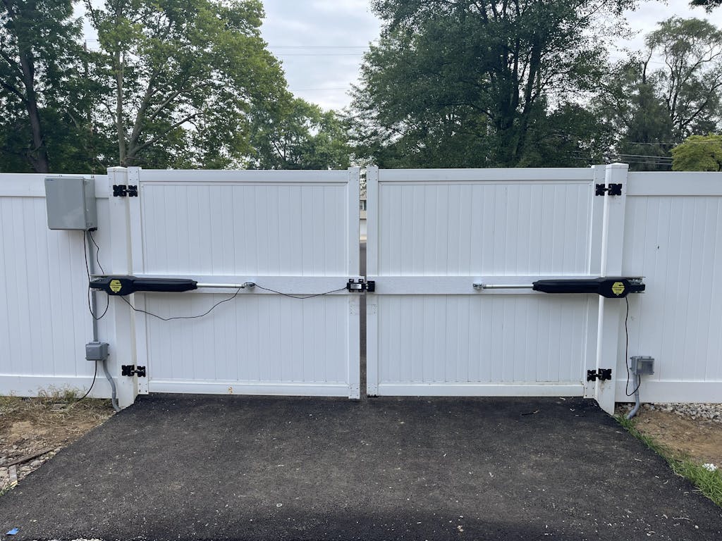 Heavy Duty Dual Gate Opener | TOPENS