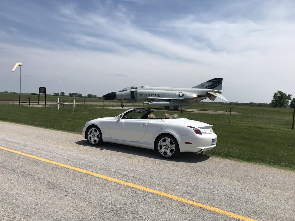 Redline Shine - 2 Year 7H Ceramic Coating 60mL Kit (2oz bottle)