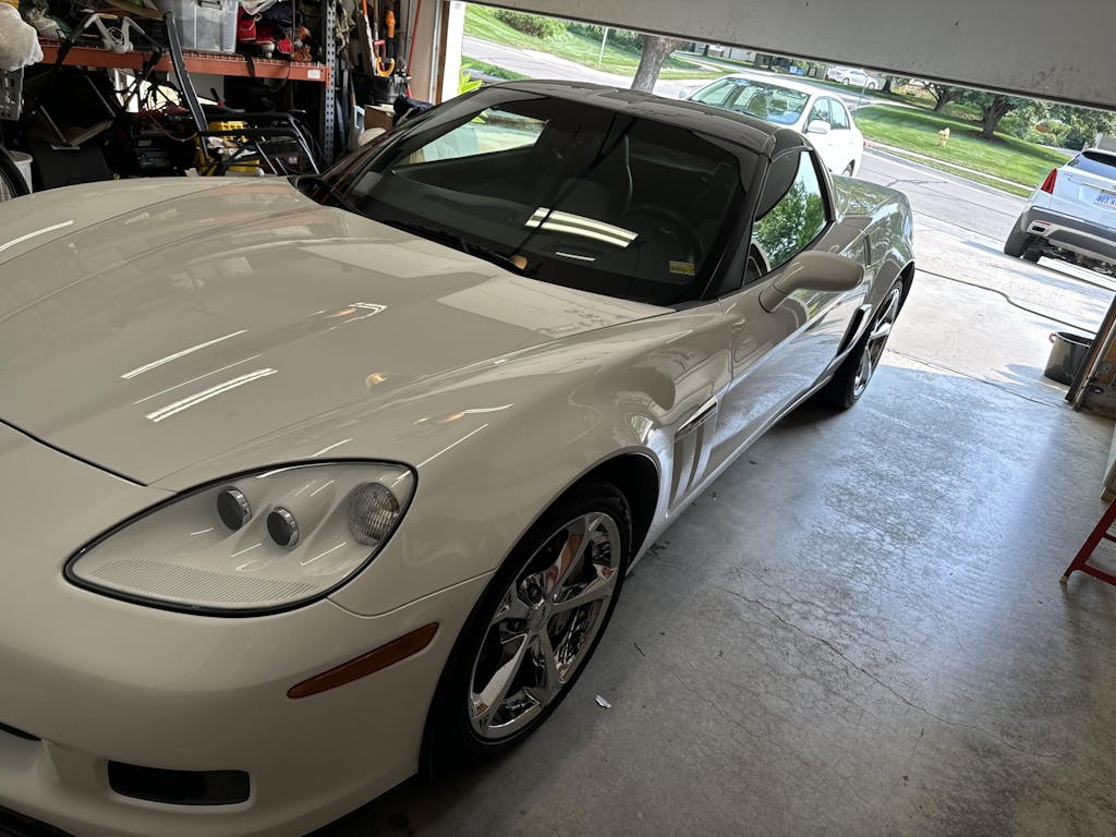 Redline Shine - 2 Year 7H Ceramic Coating 60mL Kit (2oz bottle)