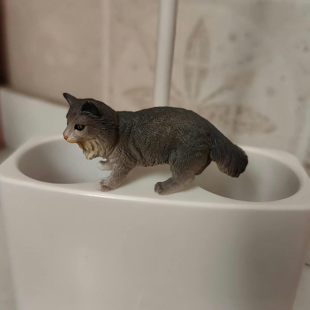 Toymany Grey Norwegian Forest Cat Figurine | Realistic Animal Figurine