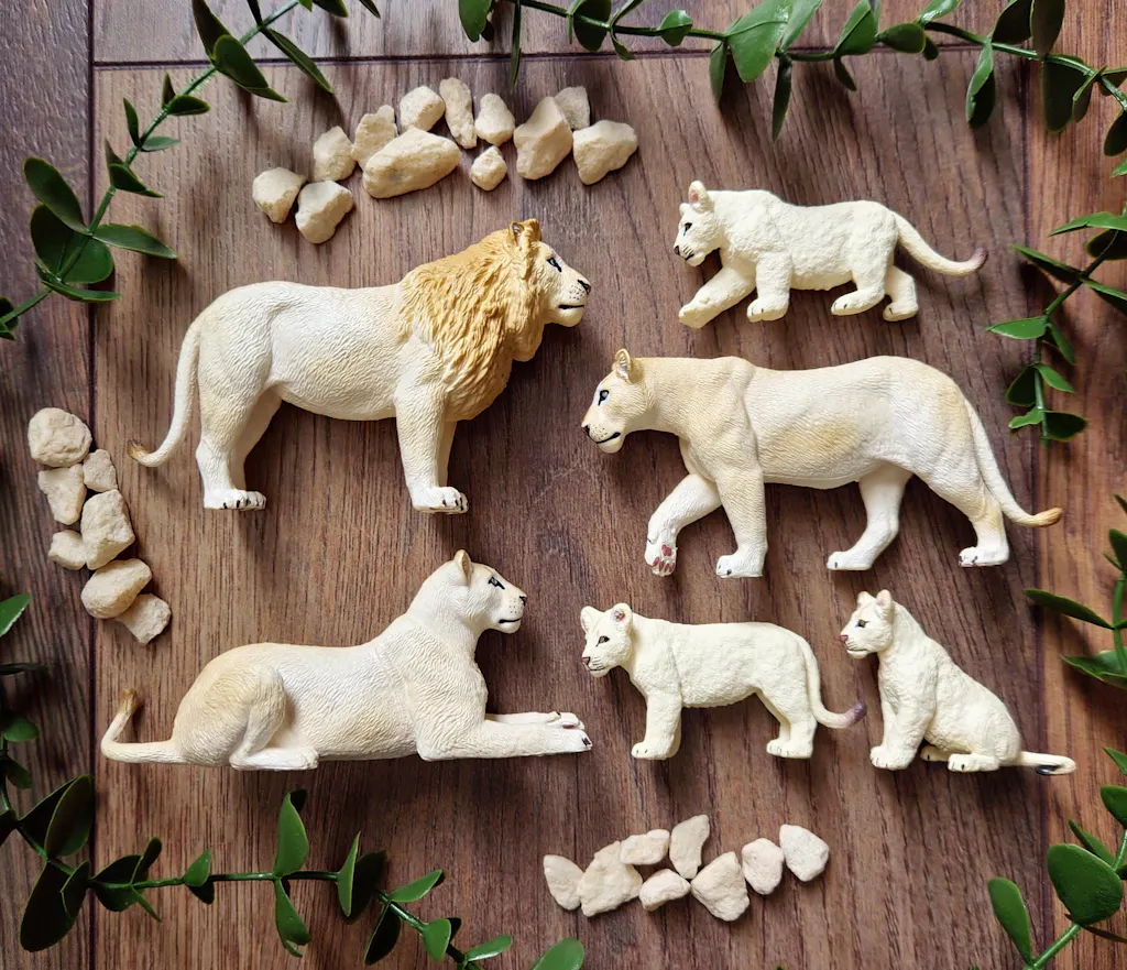 Toymany 6PCS White Lion Family Figurines Playset | Animal Figurine Toy