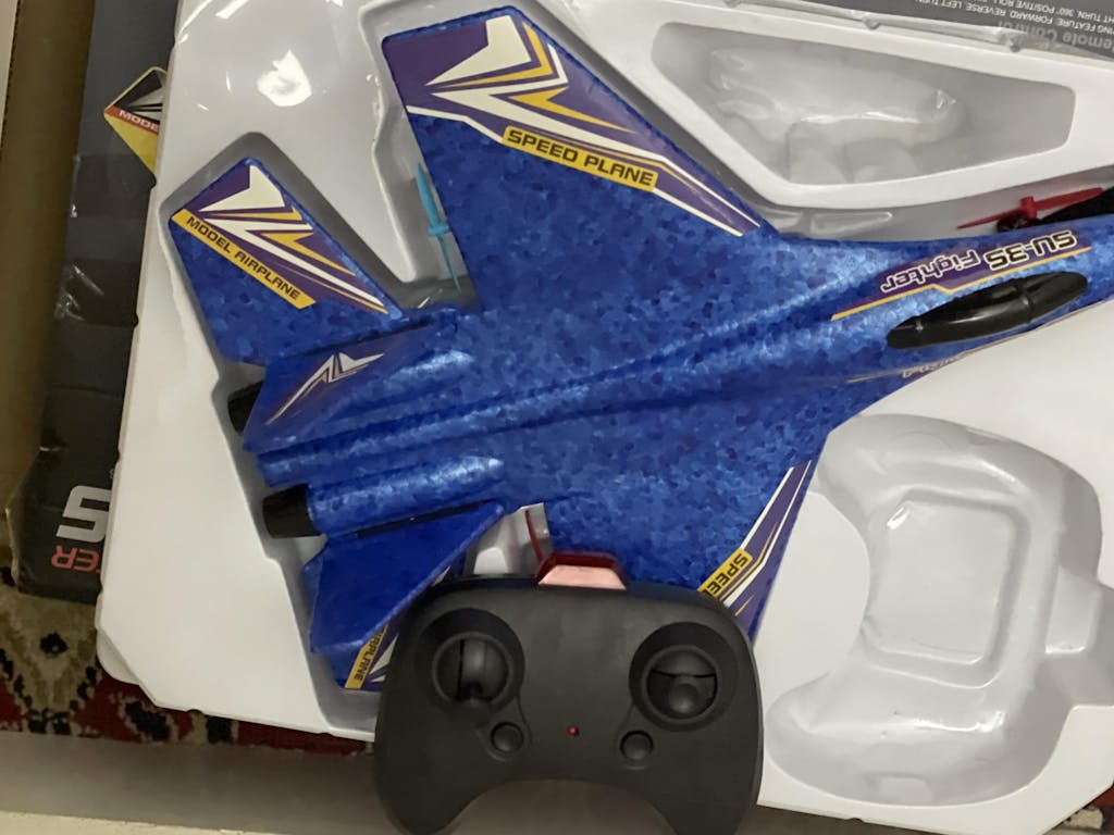 Remote Control Flying Airplane RC Plane for Kids - Toynix