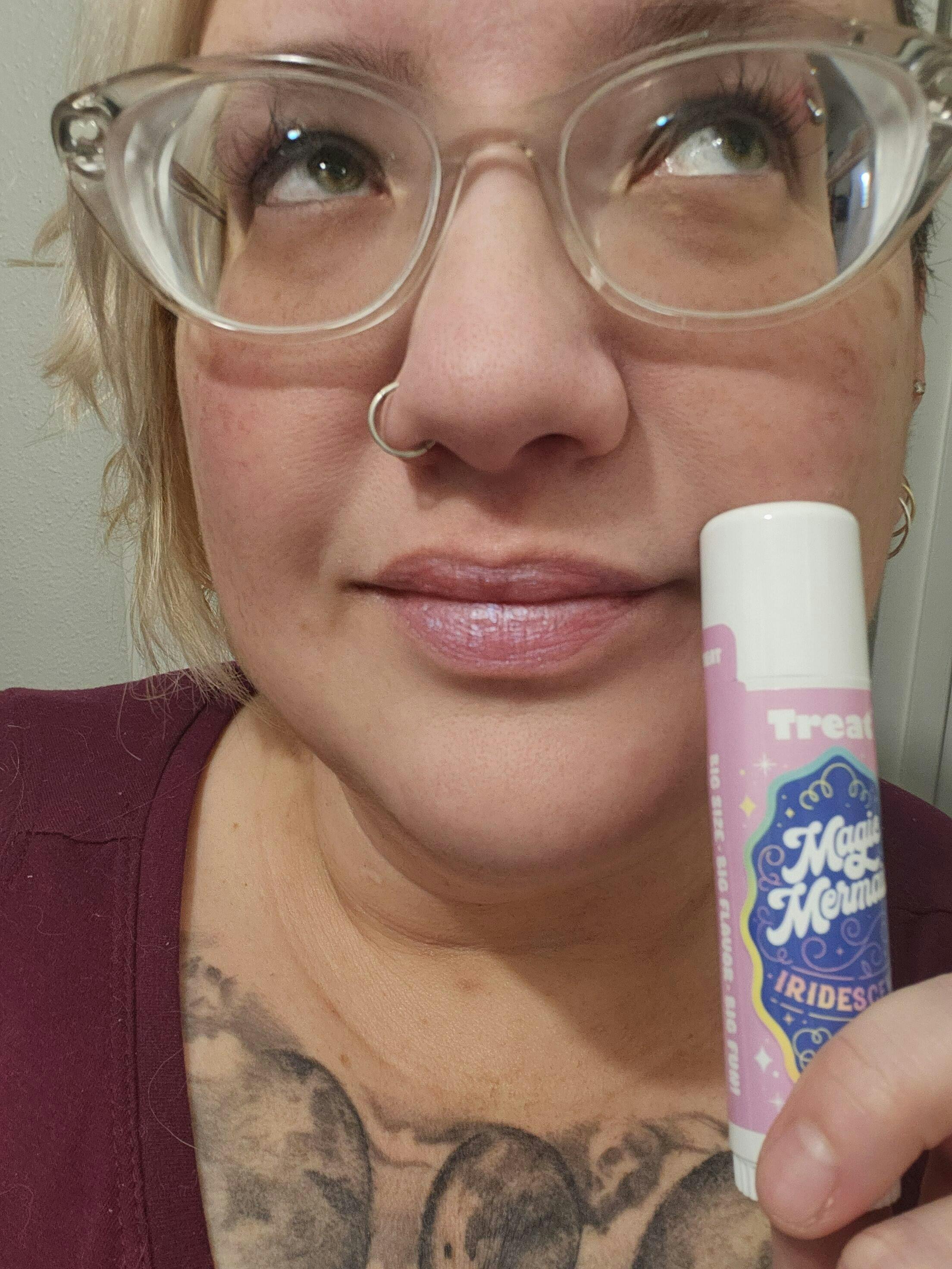 Magic Mermaid Iridescent Jumbo Lip Balm – Treat Beauty