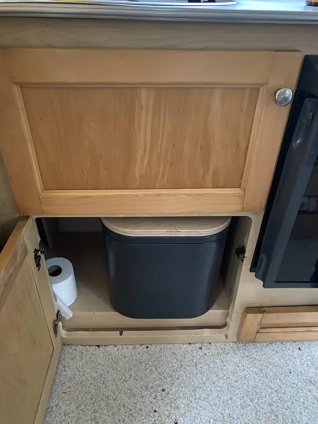 Trelino® Origin M • Composting toilet for Vans & Sprinters