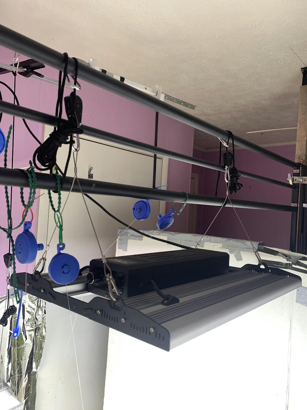 Medic Grow MINI SUN-2 320W Plus Full Spectrum LED Grow Light