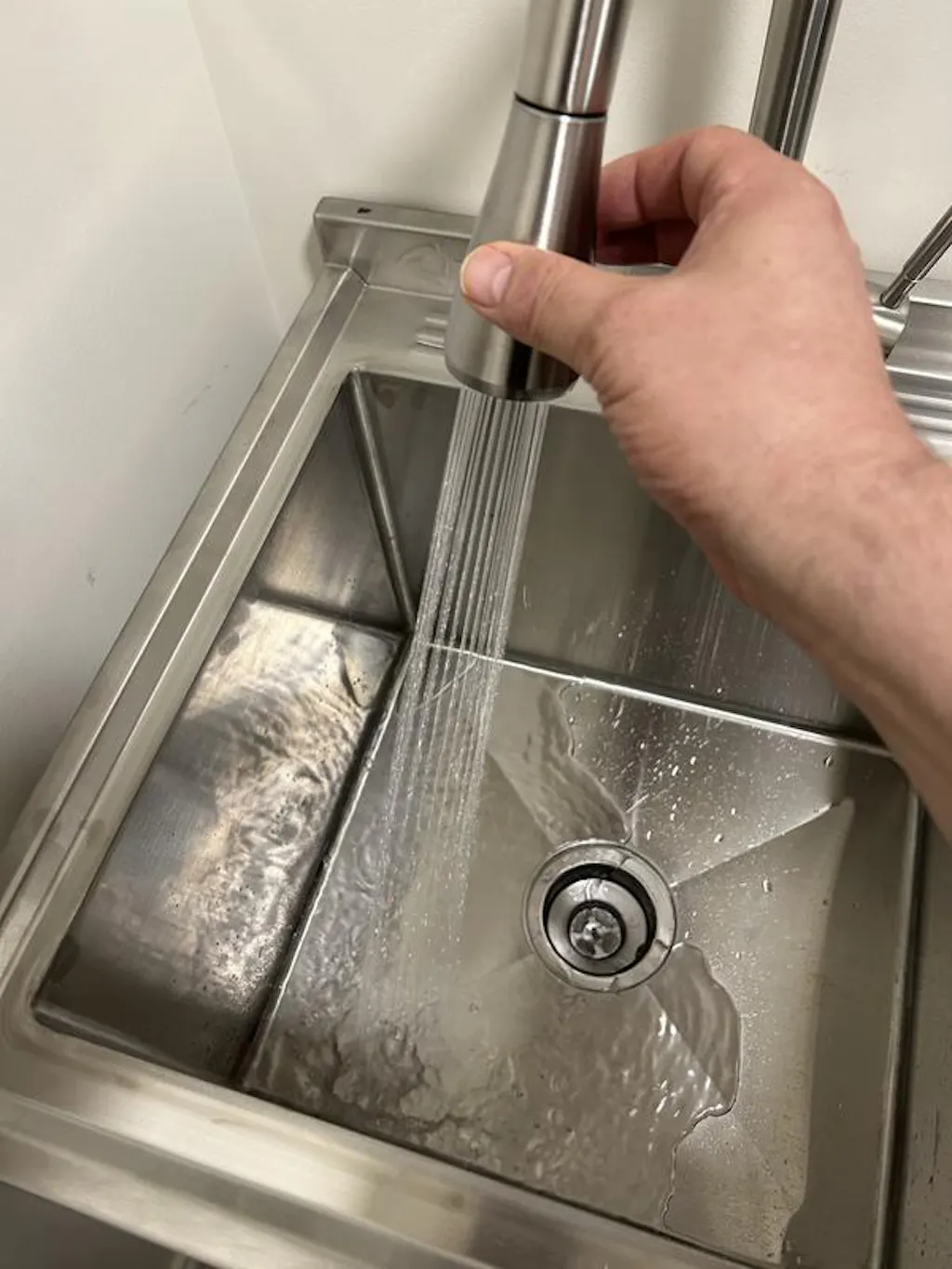 TRINITY Stainless Steel Utility Sink w/ Pull-Out Faucet, NSF Certified ...