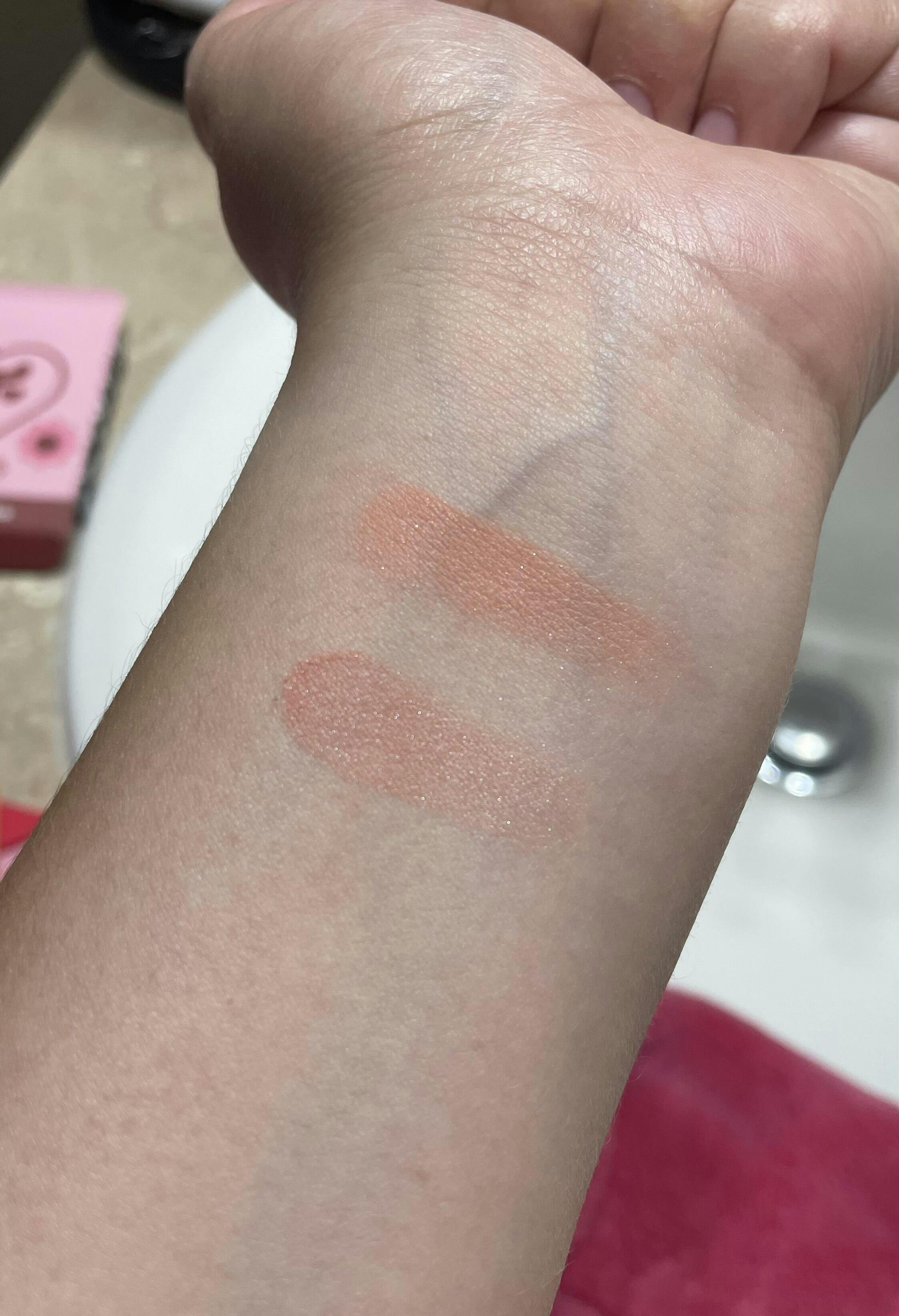 Total Betty Blush - Trixie Cosmetics