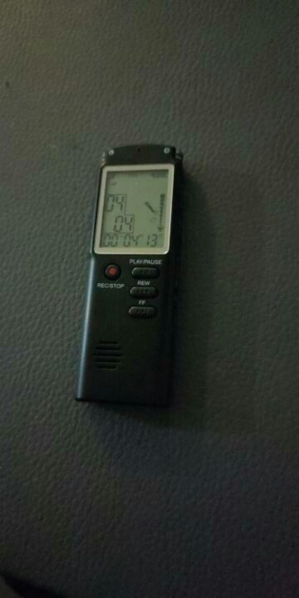 MaxxPick The Auto Voice Recorder with Voice-activated Recording, 60 ...