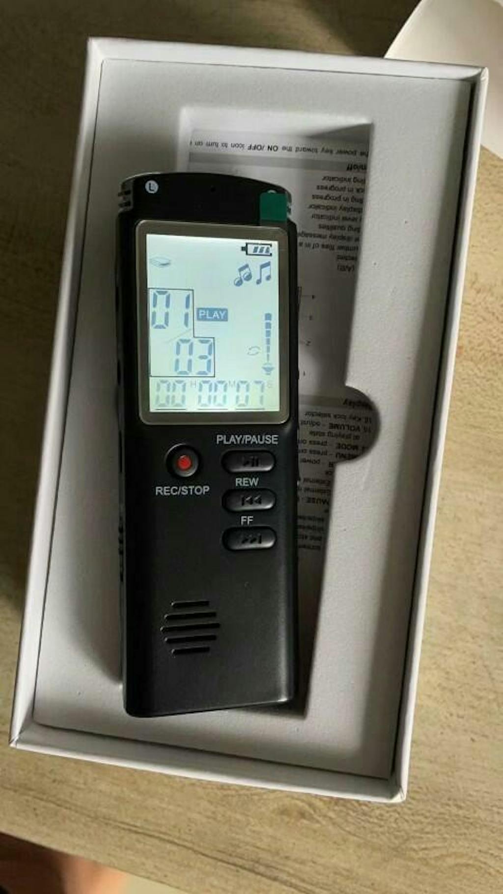 MaxxPick The Auto Voice Recorder with Voice-activated Recording, 60 ...