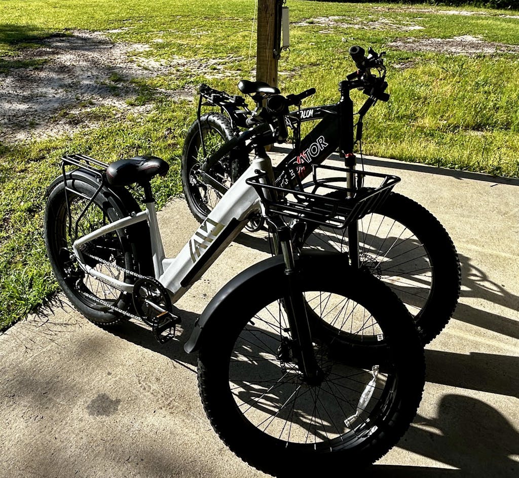 TST® Dreamer 26" Step-Thru Fat Tire Electric Bike