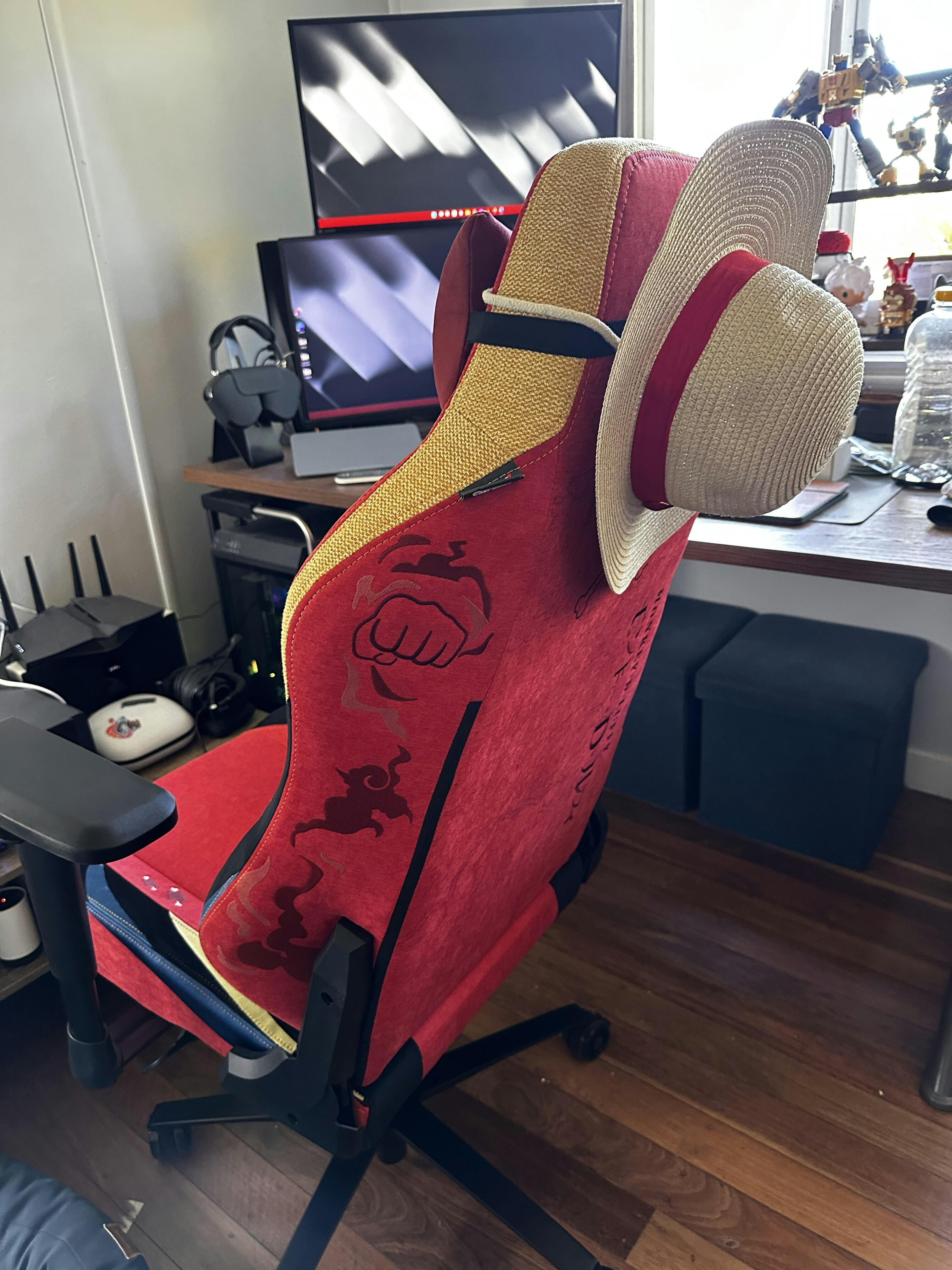 TTRacing Maxx Air Threads Fabric Gaming Chair - Luffy Edition