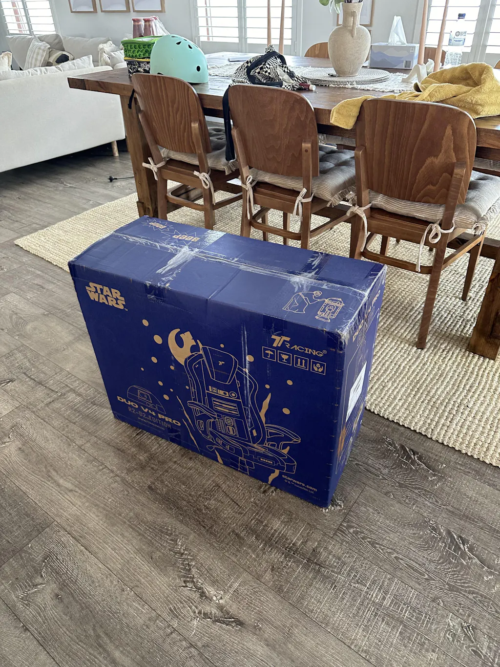 TTRacing Duo V4 Pro Gaming Chair - R2-D2 Edition – TTRacing Singapore