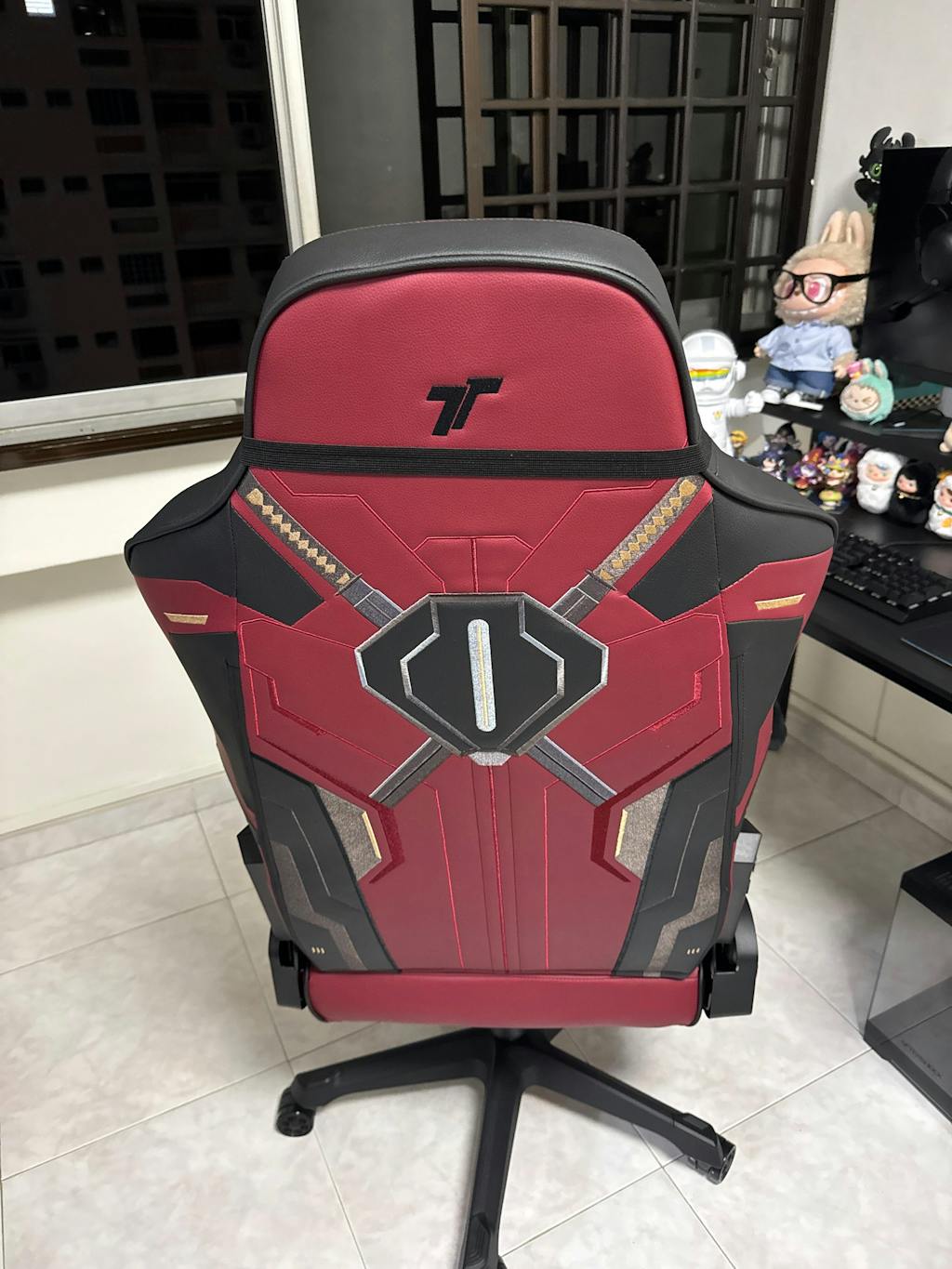 TTRacing Swift X Pro Gaming Chair - Deadpool Edition – TTRacing Australia