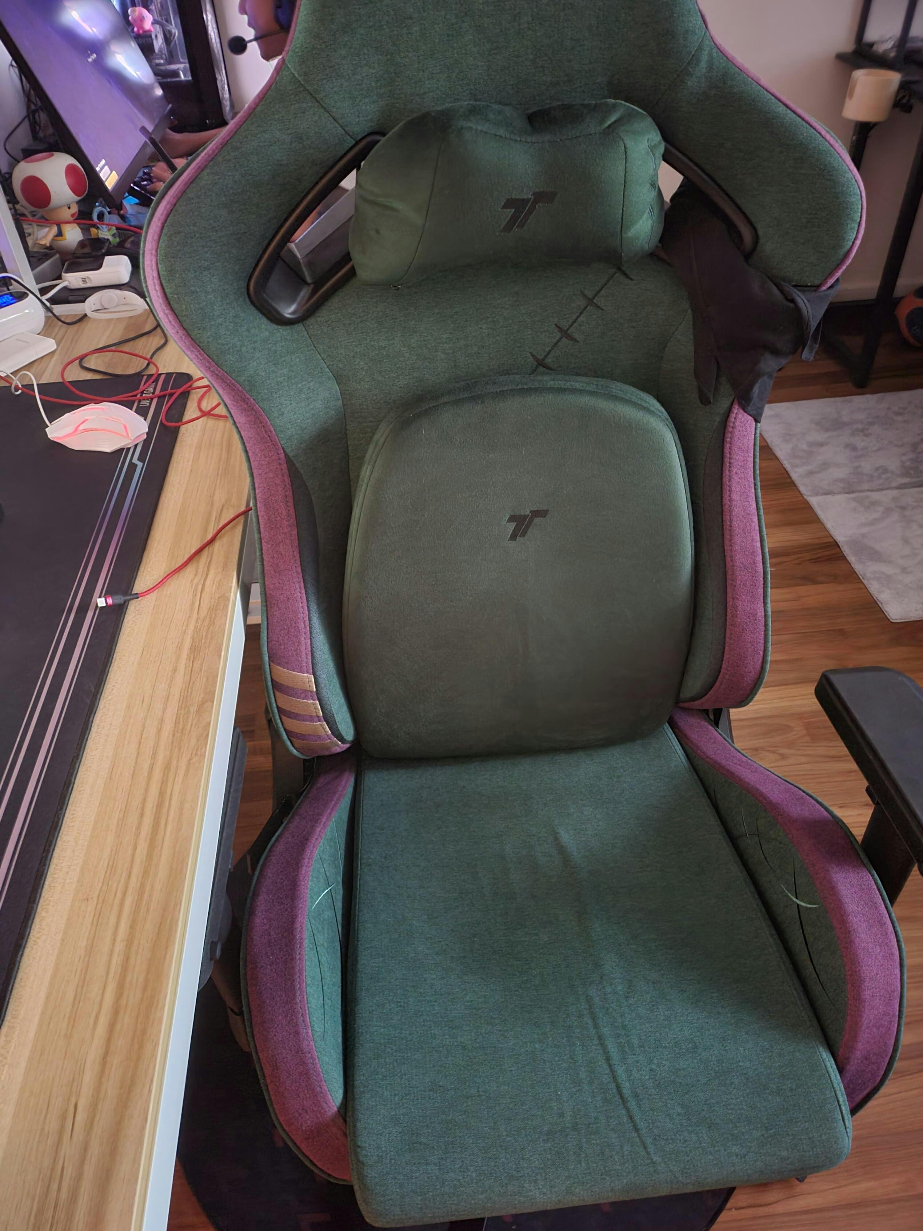 TTRacing Surge X Gaming Chair - Mandalorian Edition
