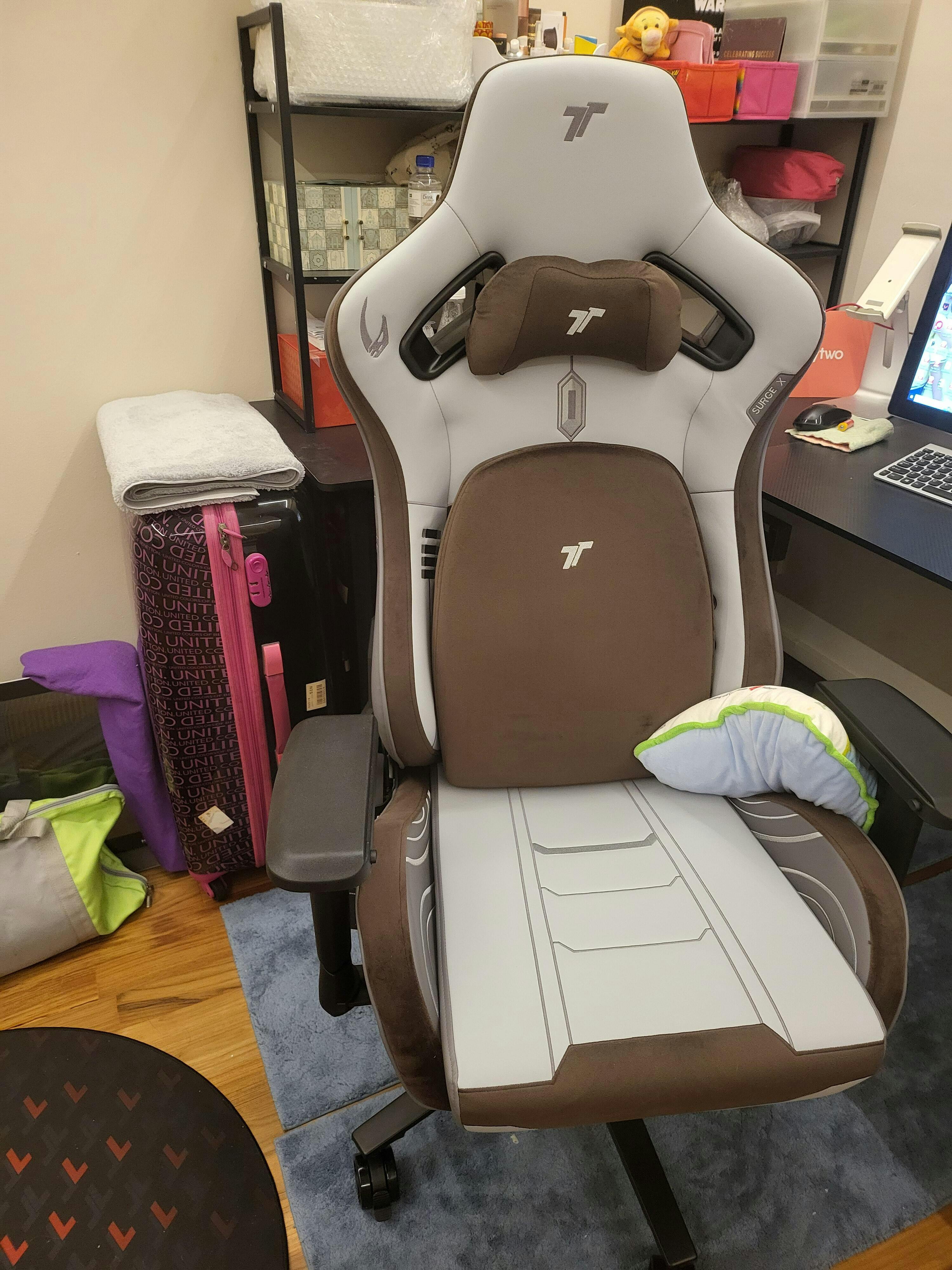 TTRacing Surge X Gaming Chair - Mandalorian Edition