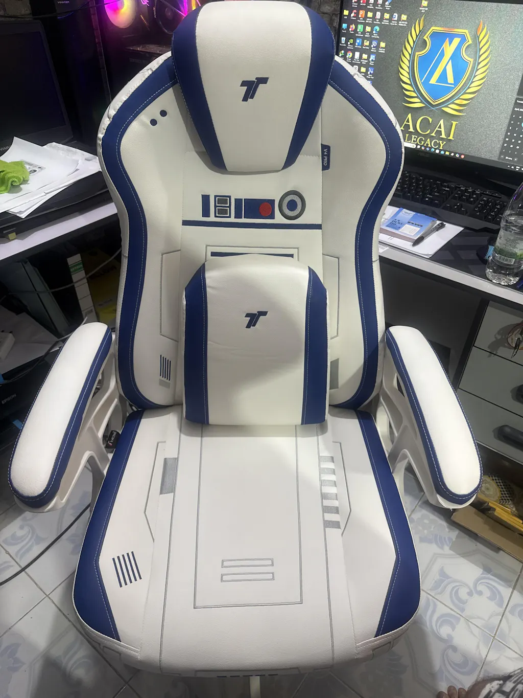 TTRacing Duo V4 Pro Gaming Chair - R2-D2 Edition