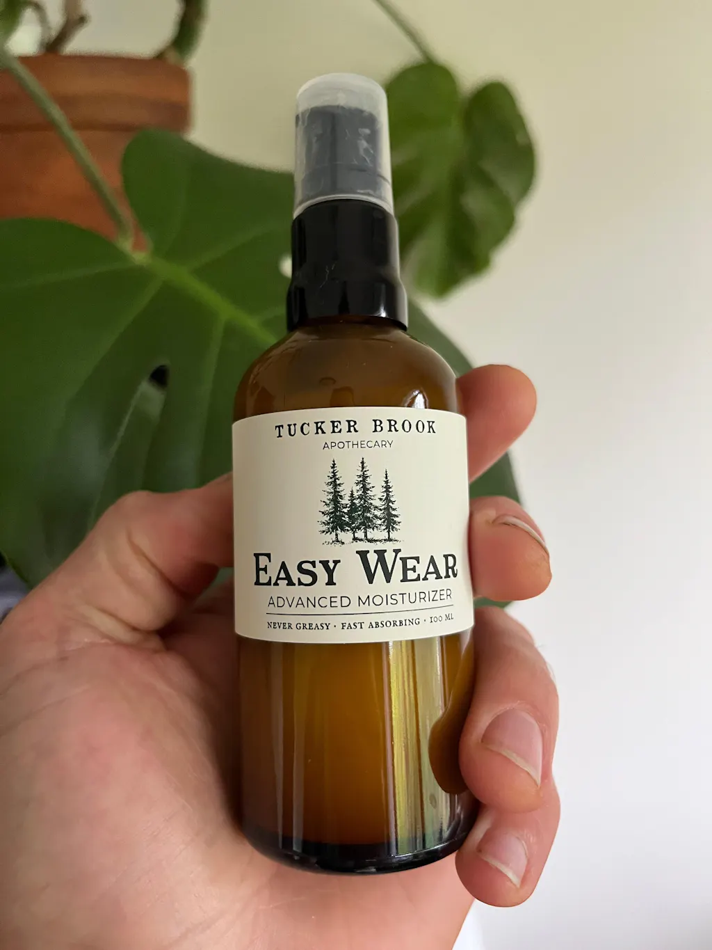 Easy-Wear Non-Greasy Moisturizer – Tucker Brook Apothecary
