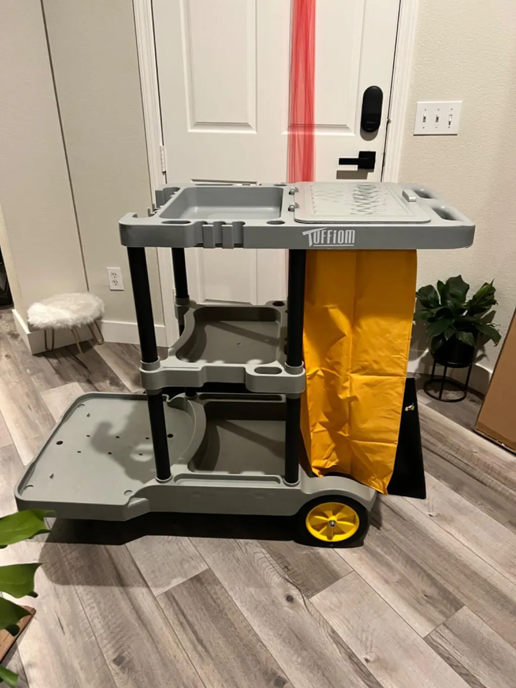 TUFFIOM 500 LBS Janitorial Cleaning Cart | 3-Shelf | 22.5-Gal Waste Ba ...