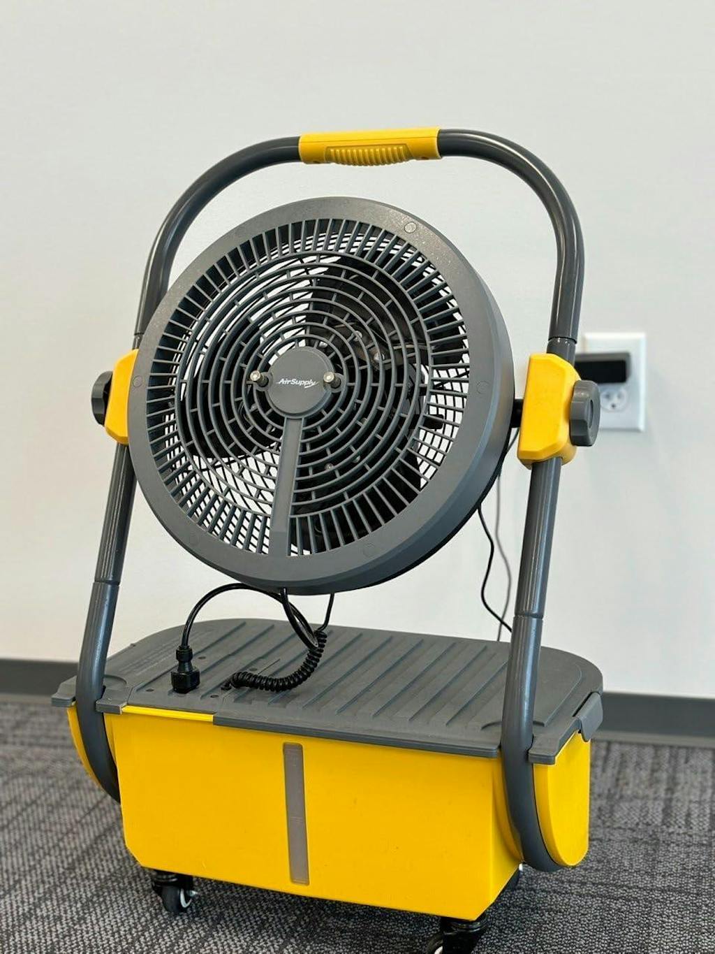 TURBRO Cordless Portable Outdoor Misting Fan, Up to 50 Hours of Fan ...