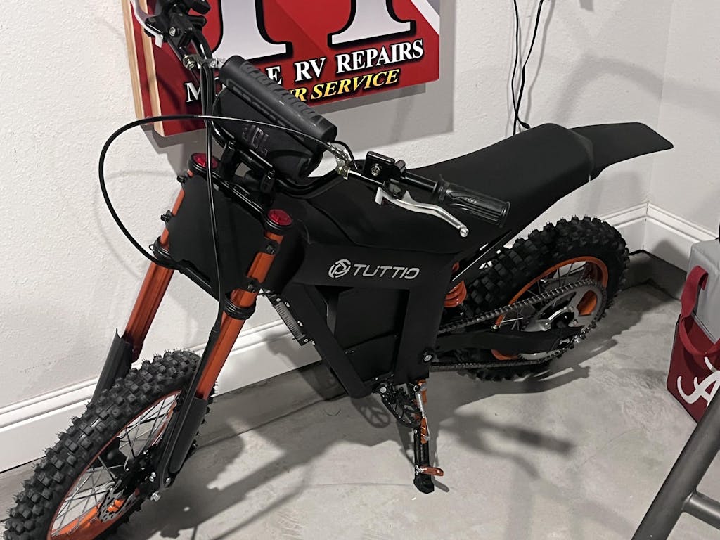 Tuttio Top Electric Dirt Bikes for Adults – TUTTIO