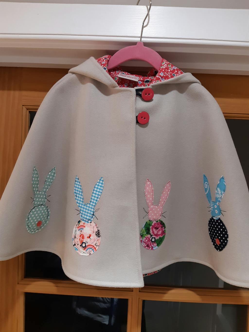 Traveller Cape - Adults - gender neutral + reversible – Twig + Tale