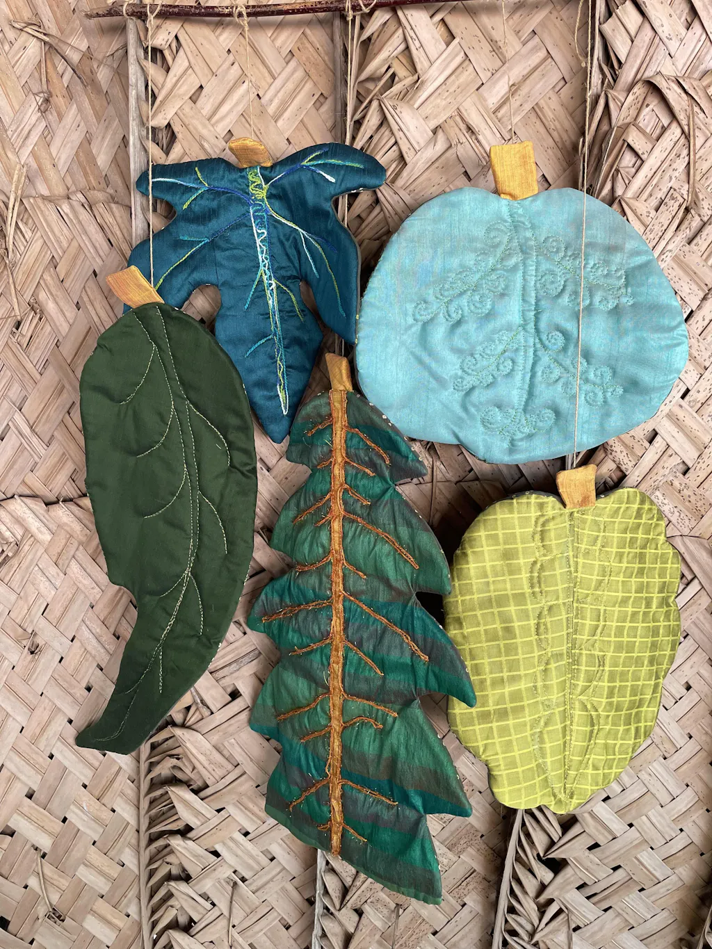 Australian Leaf Sewing Patterns BUNDLE ~ 5 leaf shapes in ALL sizes ...