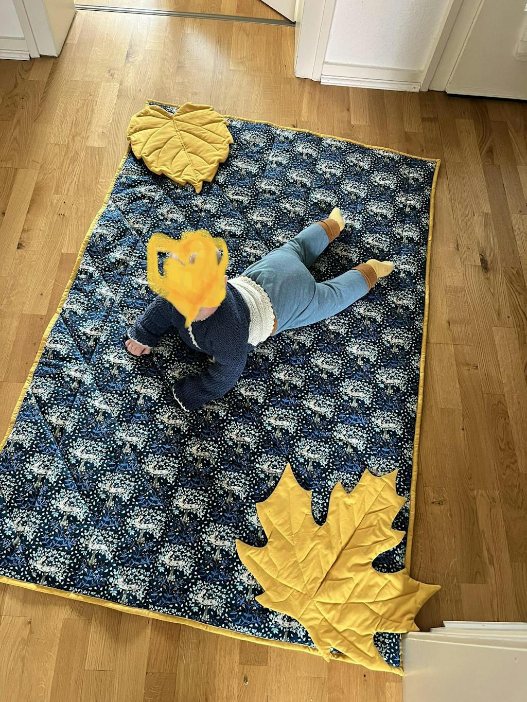 North American Leaf Blankets Sewing Patterns ~ 5 leaf shapes in larger – Twig + Tale