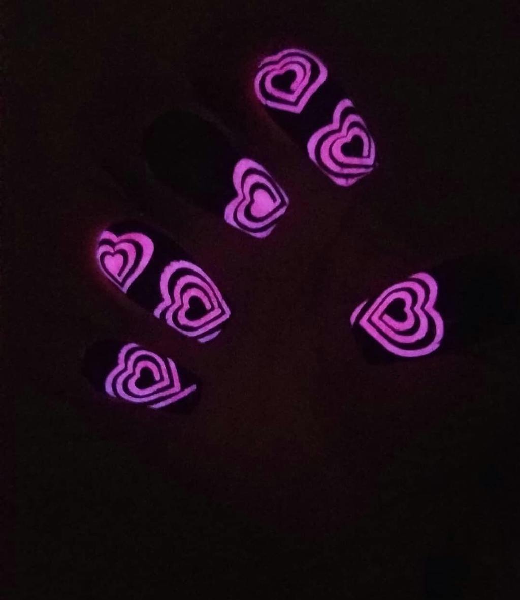 Heart Cyclone™ Vinyls – Twinkled T