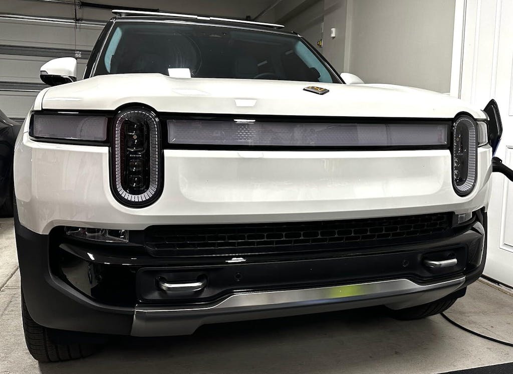 Headlights Smoke Tint PPF for Rivian R1T & R1S 2021-2026 - 8mil – TWRAPS