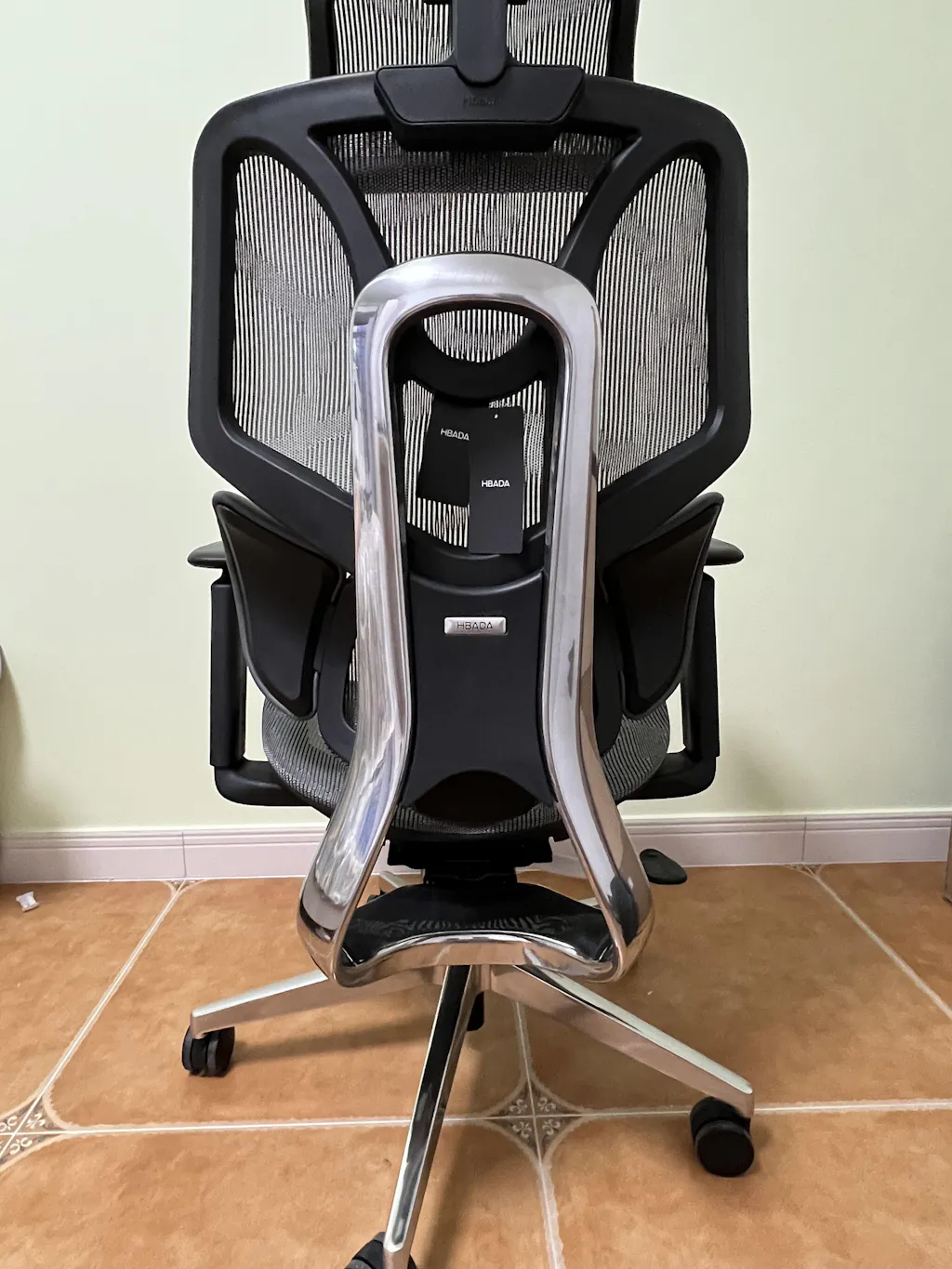 HBADA E3 Pro Ergonomic Chair with Footrest 4D Headrest Support Elegant ...