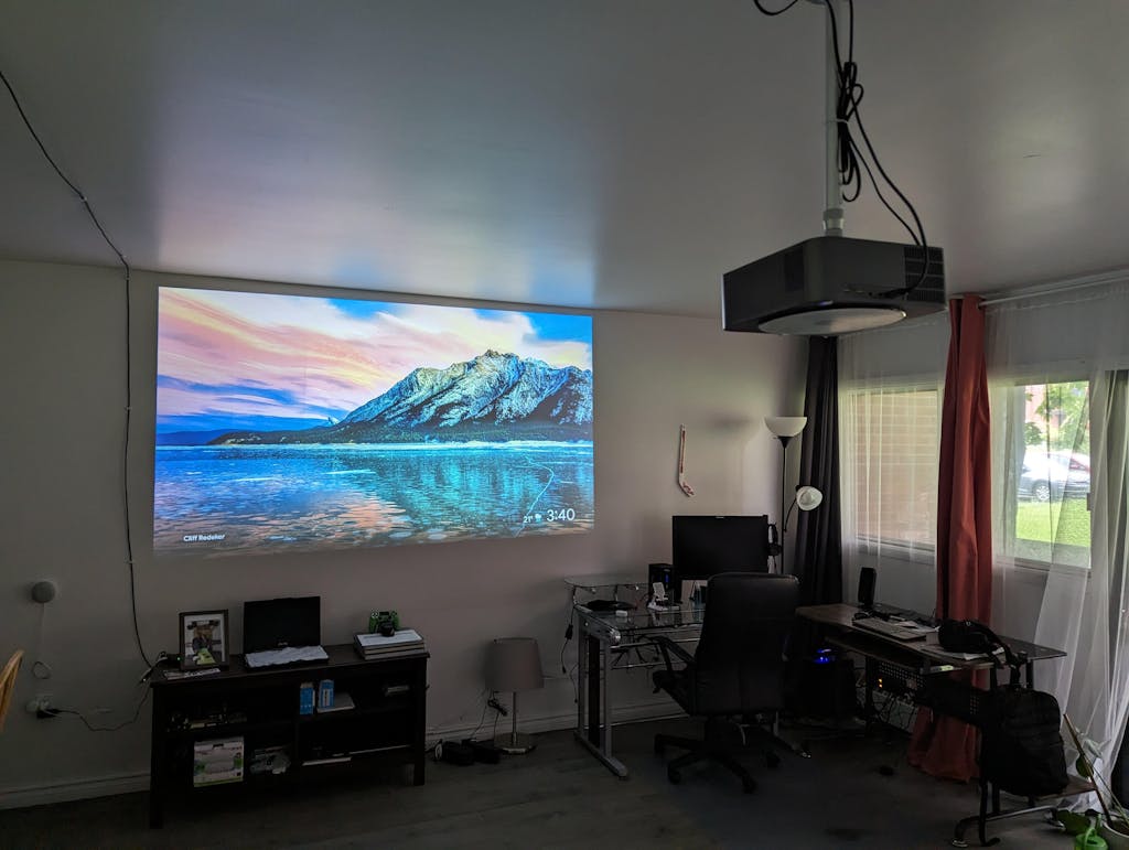 Ultimea Apollo P40 | Smart 1080P Projector with Auto Focus