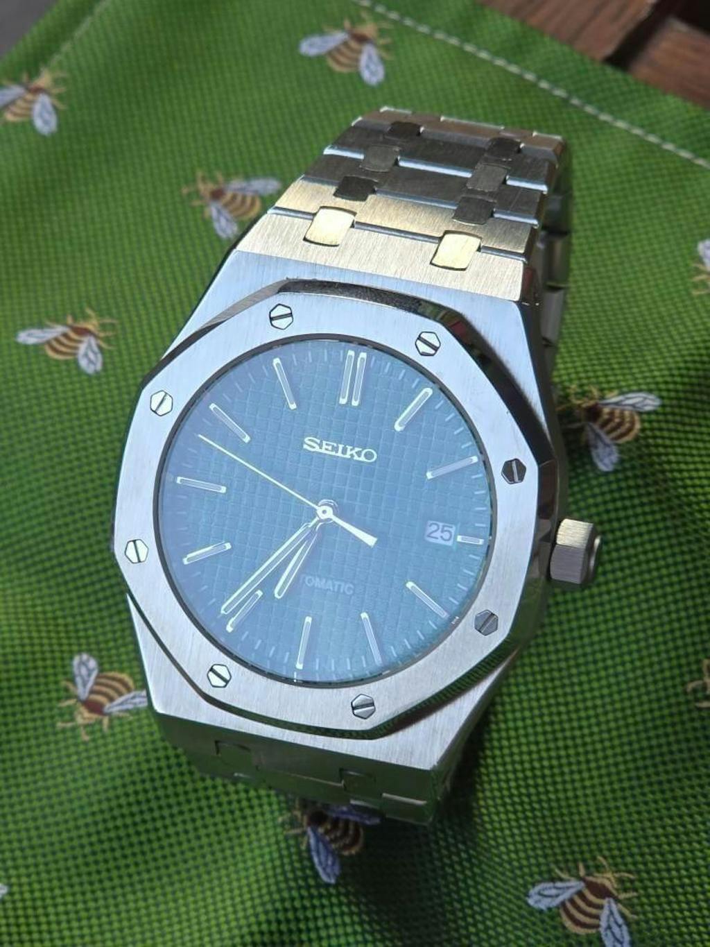 Seiko Mod - 41mm Royal Oak Automatic Green Dial – Uniq Watch Mods