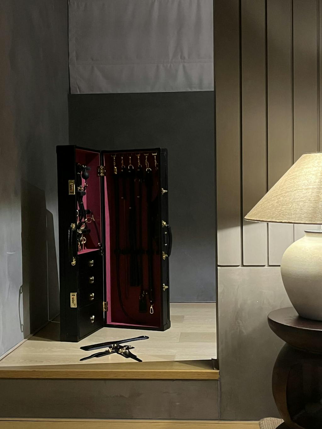 Order UPKO Luxury BDSM Vertical Trunk Kit – UPKOOFFICIALSHOP