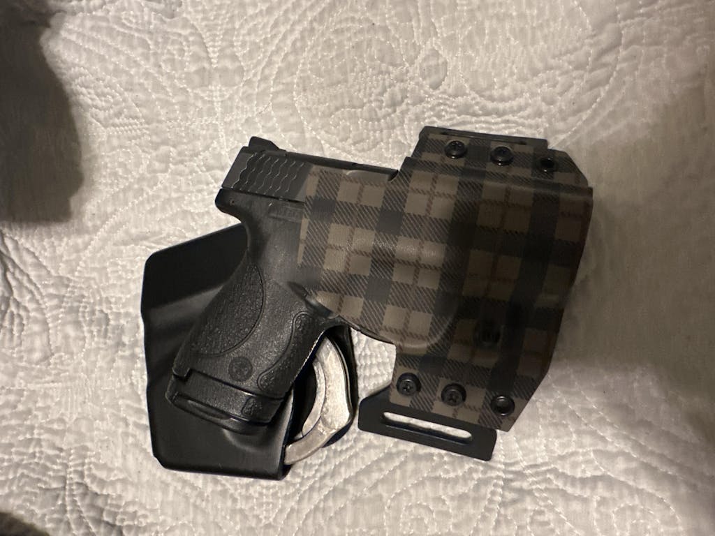 Fall Special OWB CC Holster – Upper Hand Holsters