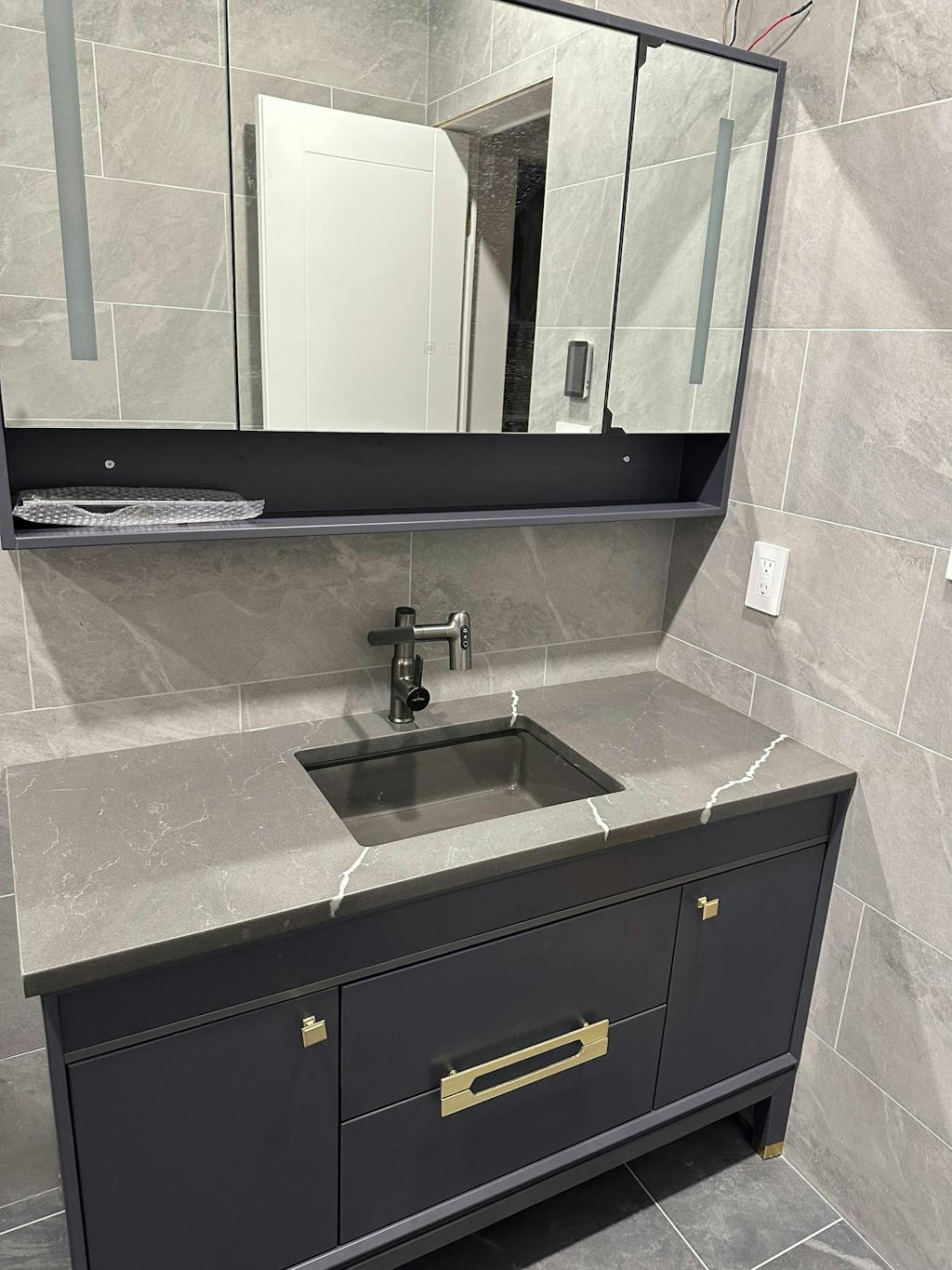 Modern Bath Vanity Set, Brown, Striped Panel, Rounded Edge, 40"- 72",