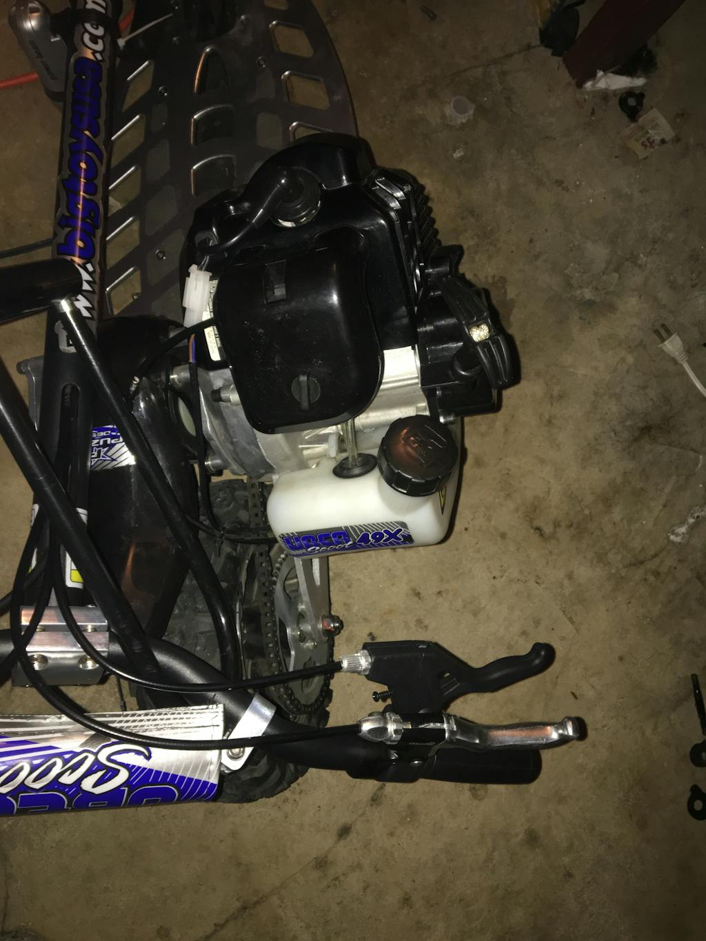 UberScoot/MotoTec 2x 50cc Suspension Seated Folding Gas Scooter — Upzy.com