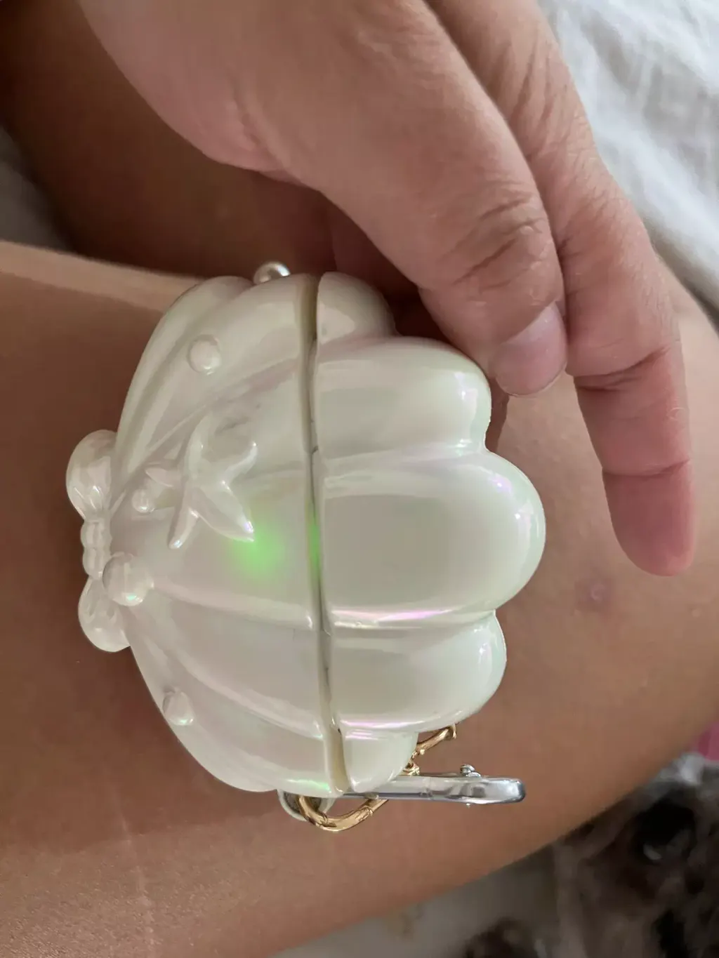Lovely Seashell AirPods Case – URBANLUSA