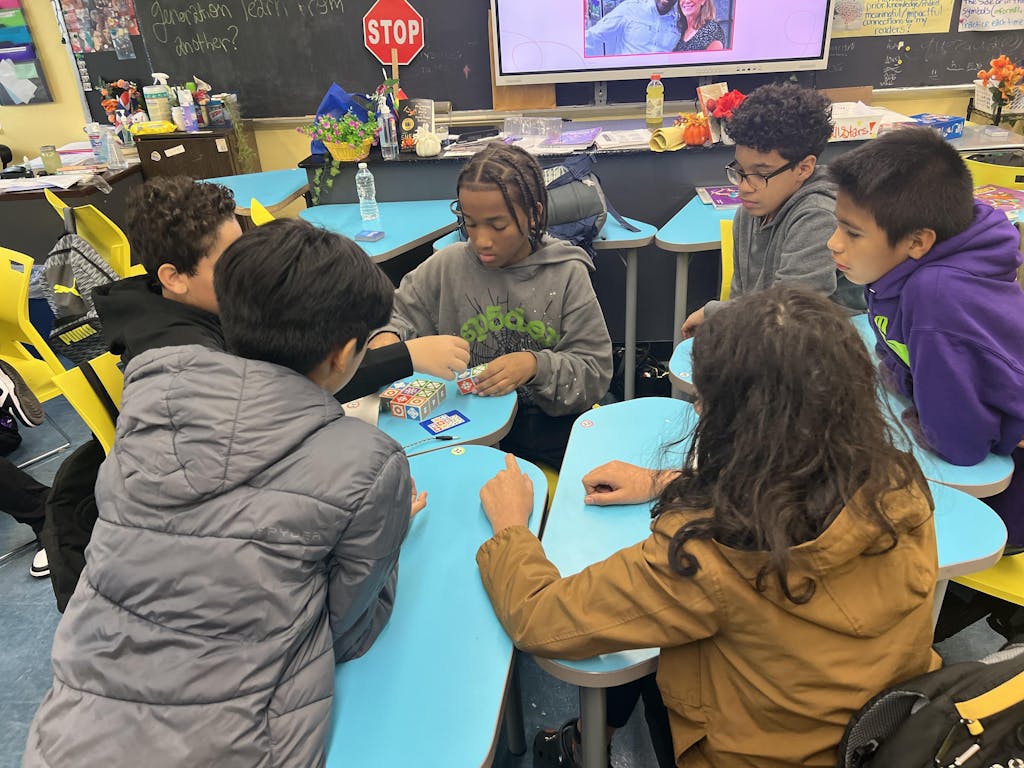 The Uzzle Original Game – Uzzle Canada