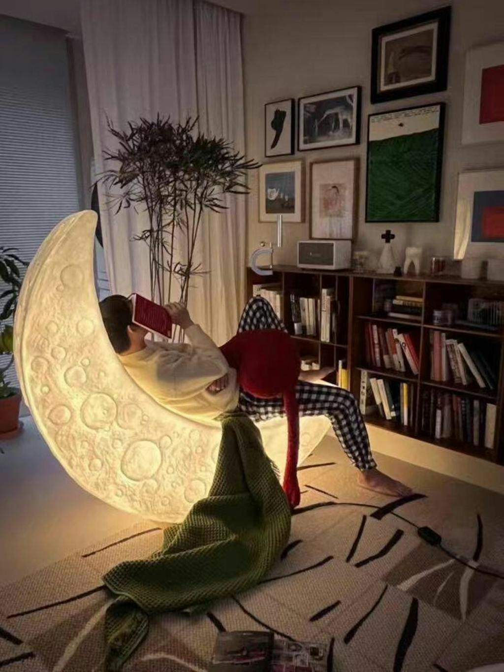 My Moon Floor Lamp – Vakkerlight
