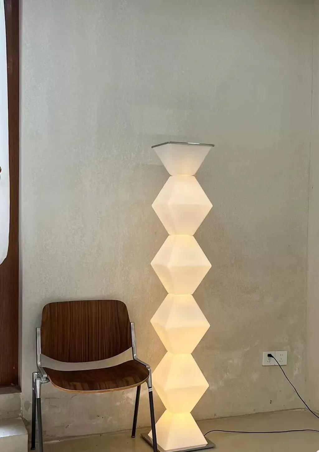 Dickson Floor Lamp – Vakkerlight
