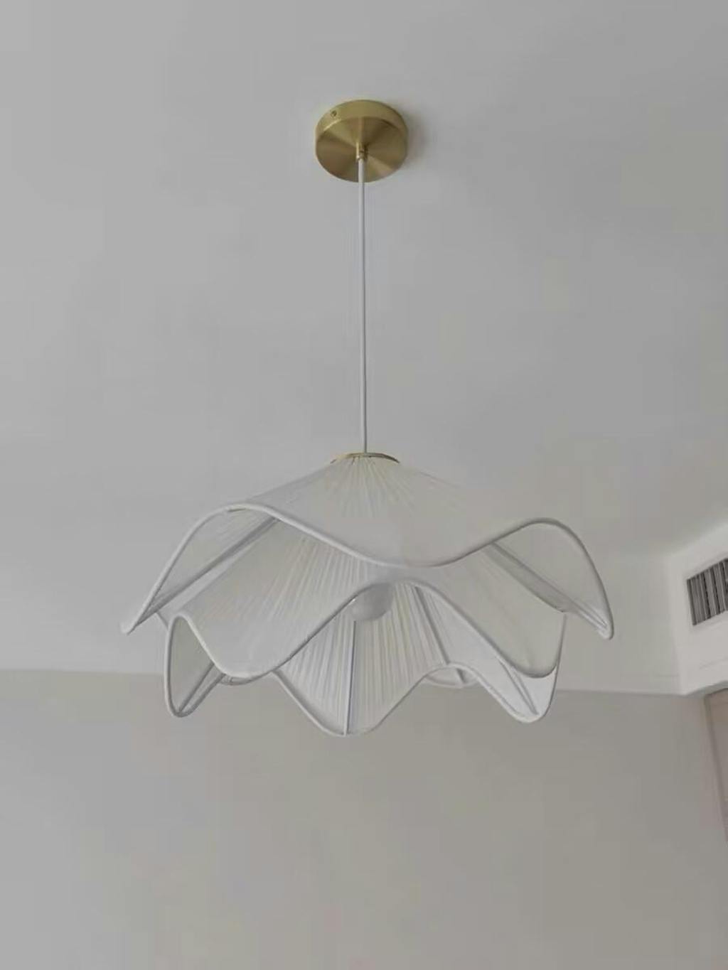 Ethereal Bloom Pendant Light – Vakkerlight