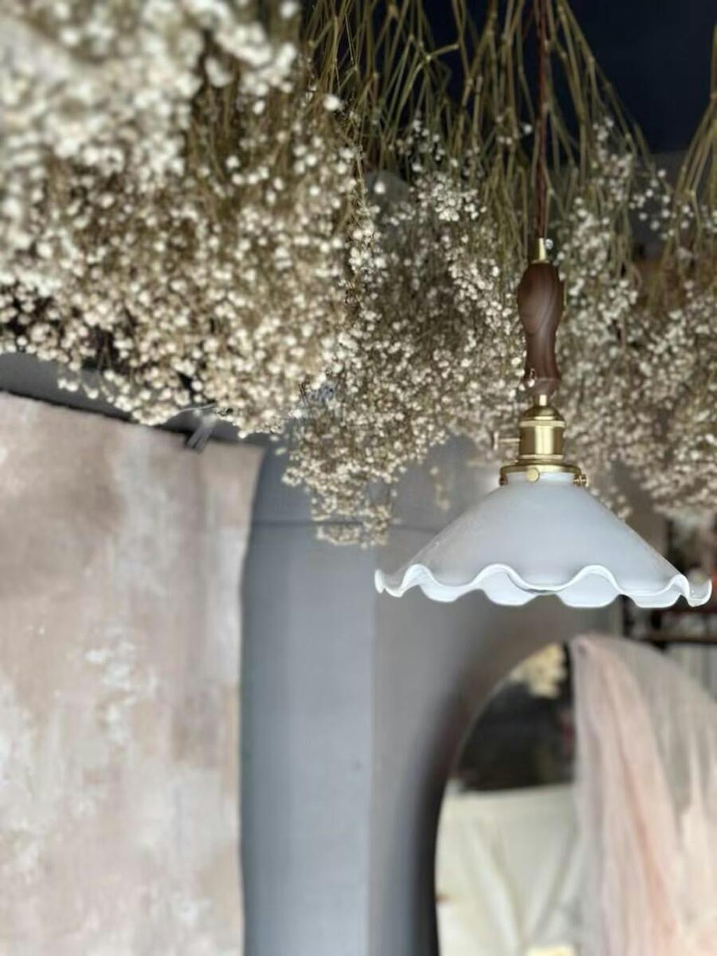 Flower Petals Pendant Lamp – Vakkerlight